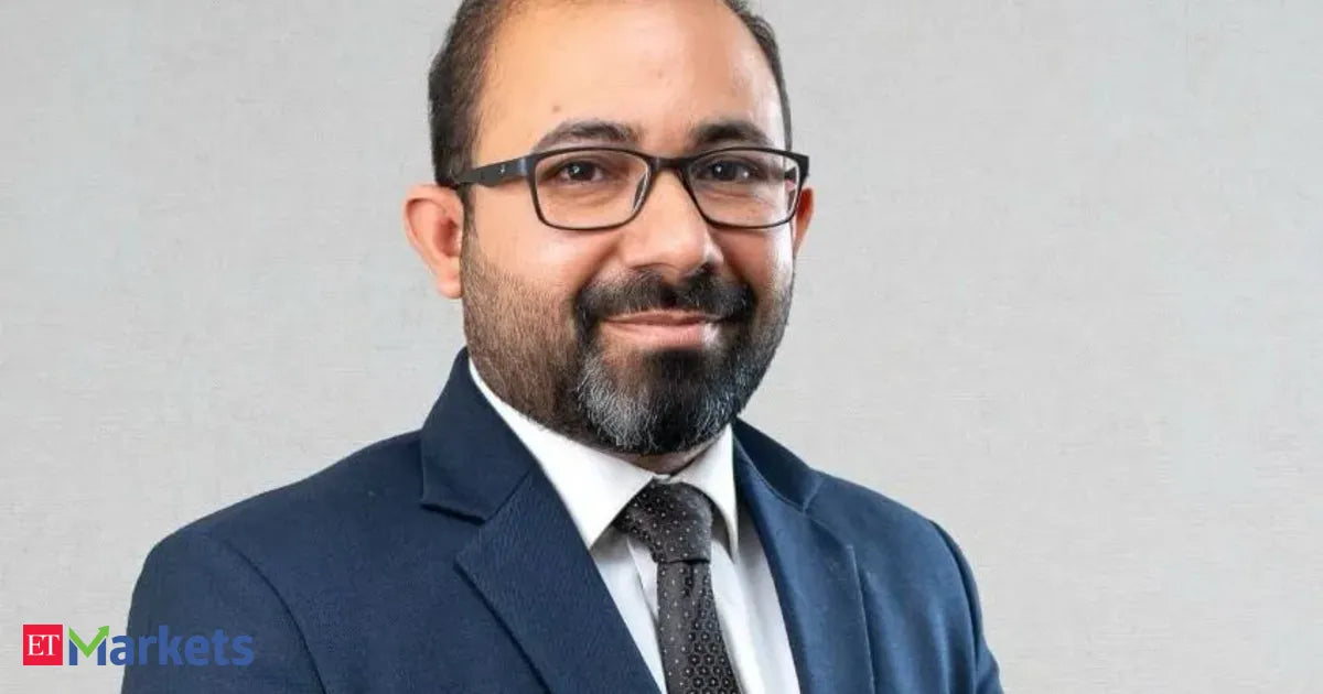 Generative AI, Defence, and Semiconductors: Key Investment Themes for H2 2025 – FlyRank